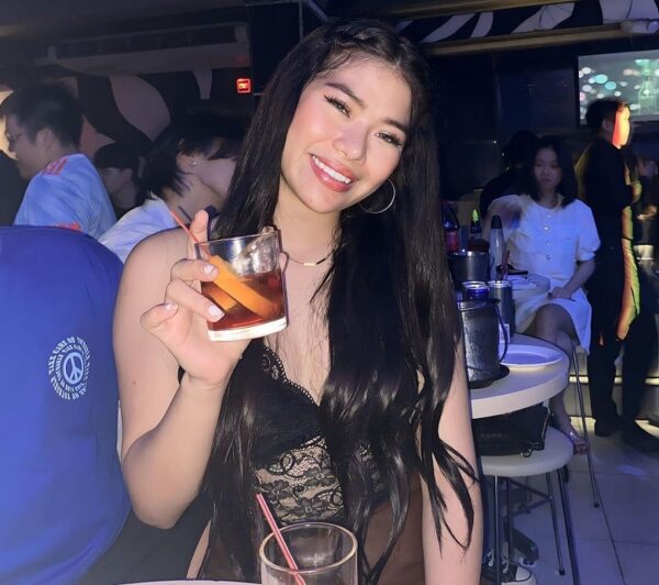 Best Nightclubs And Bars To Pick Up Girls In Manila 9464